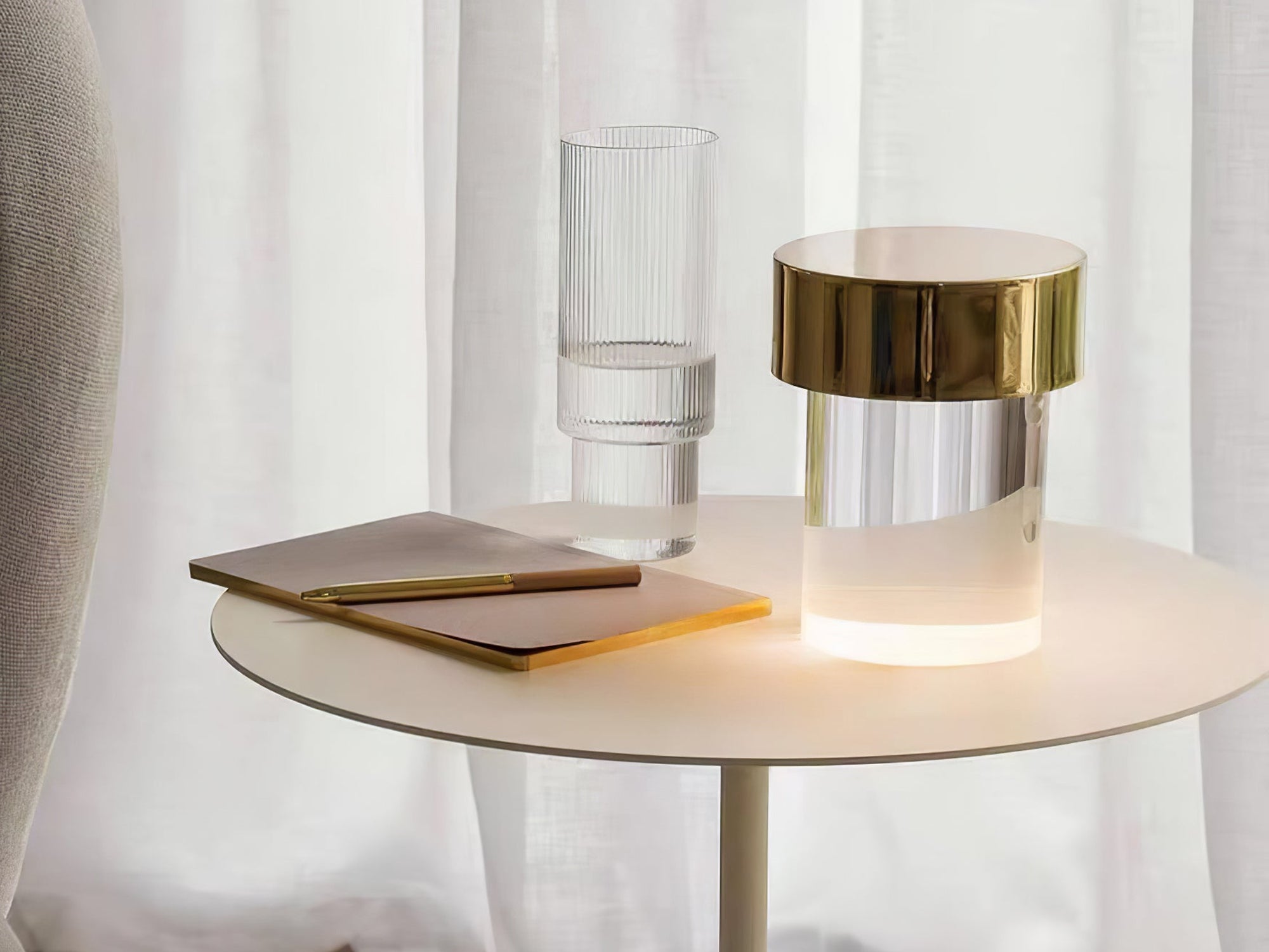 Go Cordless: The Best Portable Outdoor Lights for Your Space – Vakkerlight