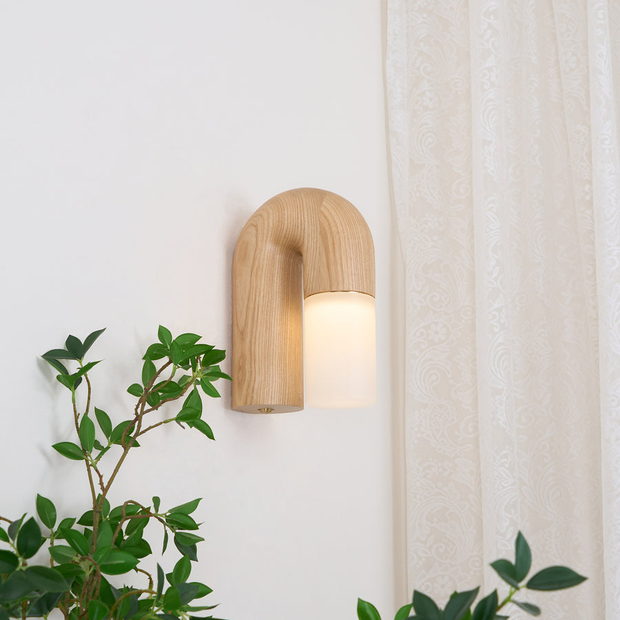 Arcus Wood Wall Lamp – Vakkerlight