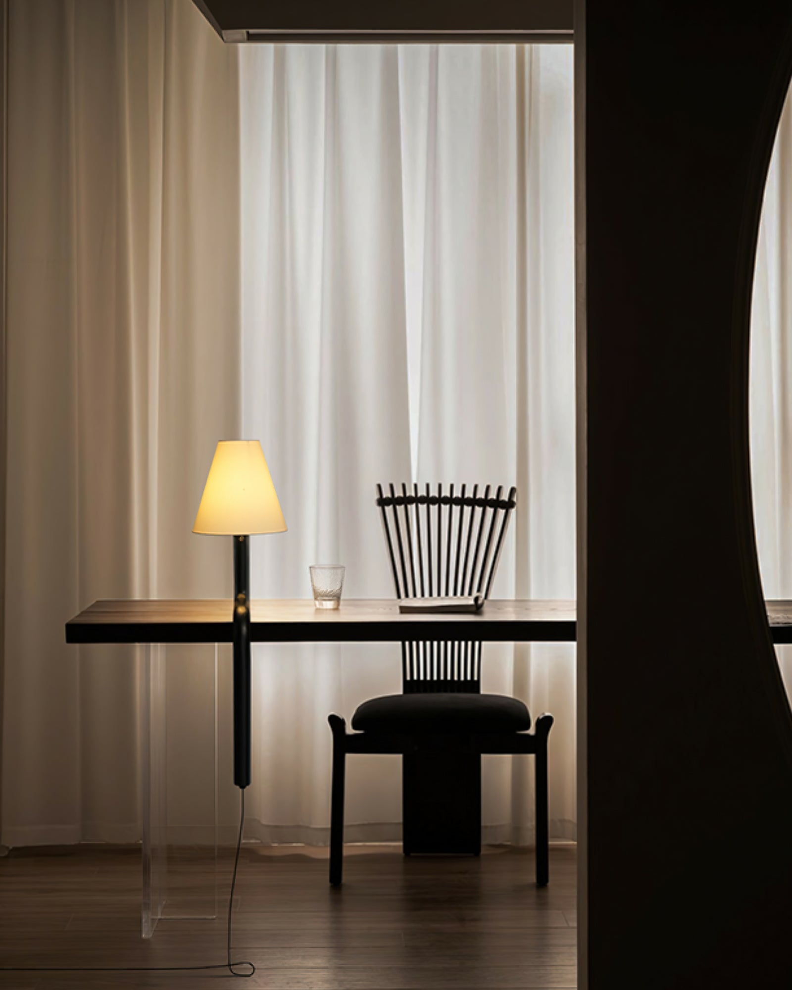 Bend Wood Table Lamp – Vakkerlight