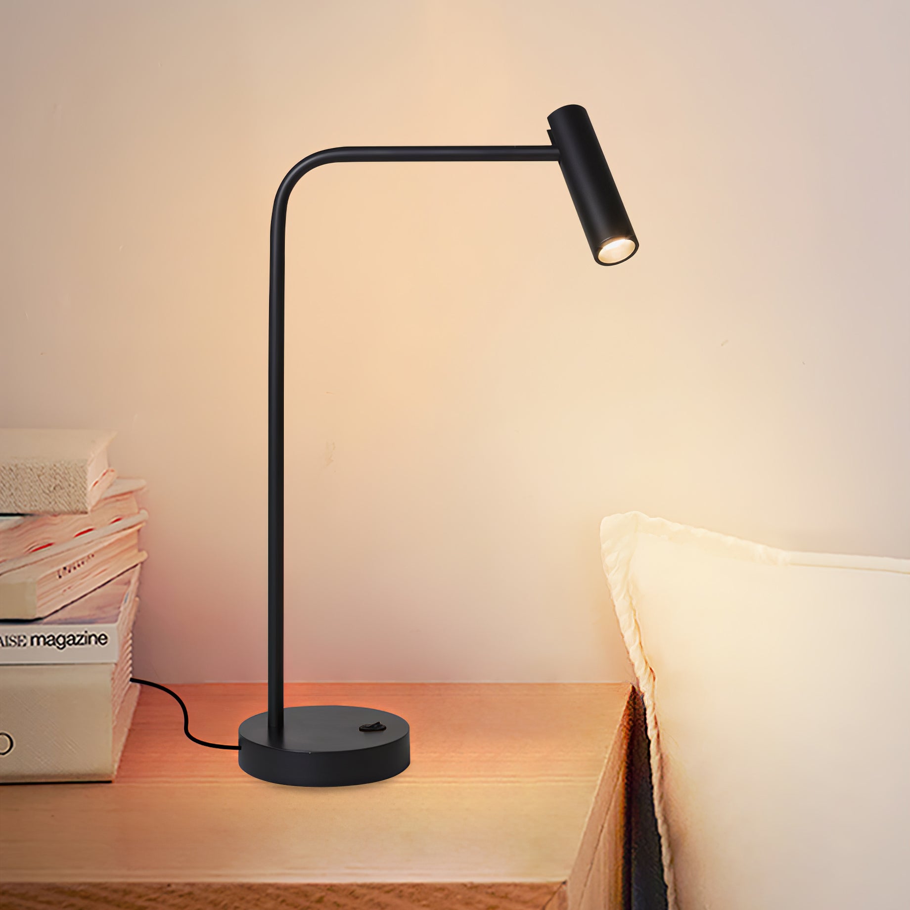Skinny Table Lamp – Vakkerlight