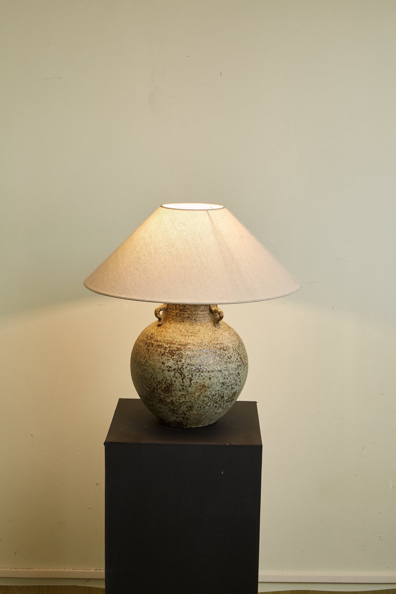 Verdigris Handle Table Lamp – Vakkerlight